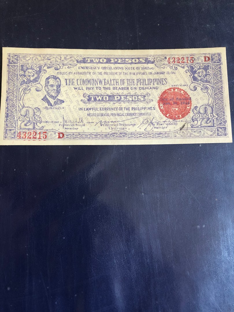 2pesos guerilla note on Carousell