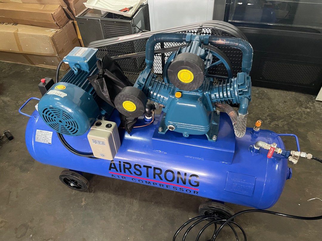 10HP air compressor. 7.5KW power. 180L air receiver tank. 3 phase power 415V. Can apply MOM cert ...