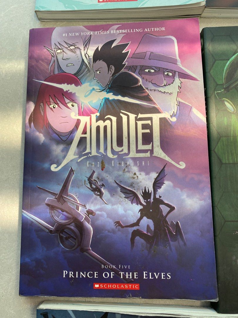 Bundle of 8 Amulet Comics Collection by Kazu Kibuishi, Hobbies & Toys ...