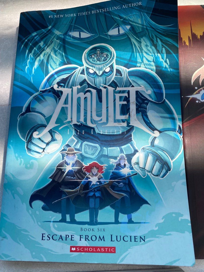 Bundle of 8 Amulet Comics Collection by Kazu Kibuishi, Hobbies & Toys ...