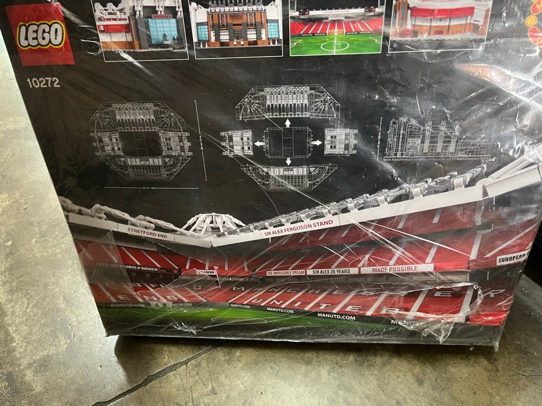 樂高 LEGO 10272 CREATOR 曼聯老特拉福德球場 Old Trafford, 書籍、休閒與玩具, 玩具、公仔、桌遊在旋轉拍賣