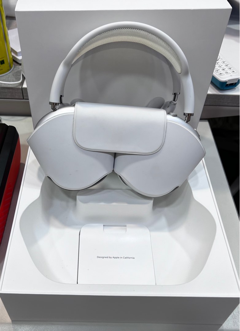AirPods Max 銀色 全套 蘋果保養至 23/3/2024 Sliver color Apple warranty to 23/3 ...