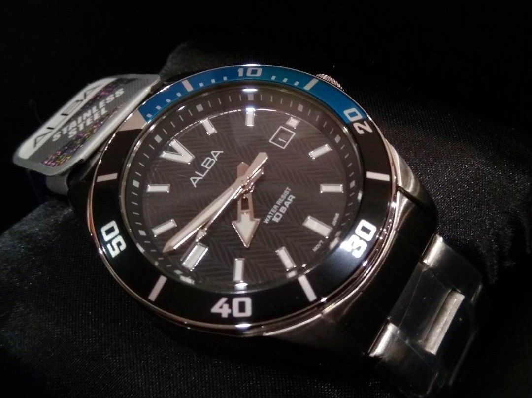 Alba Seiko " Batman " 100m Dive Quartz Watch Comes With Free Nato Strap ...