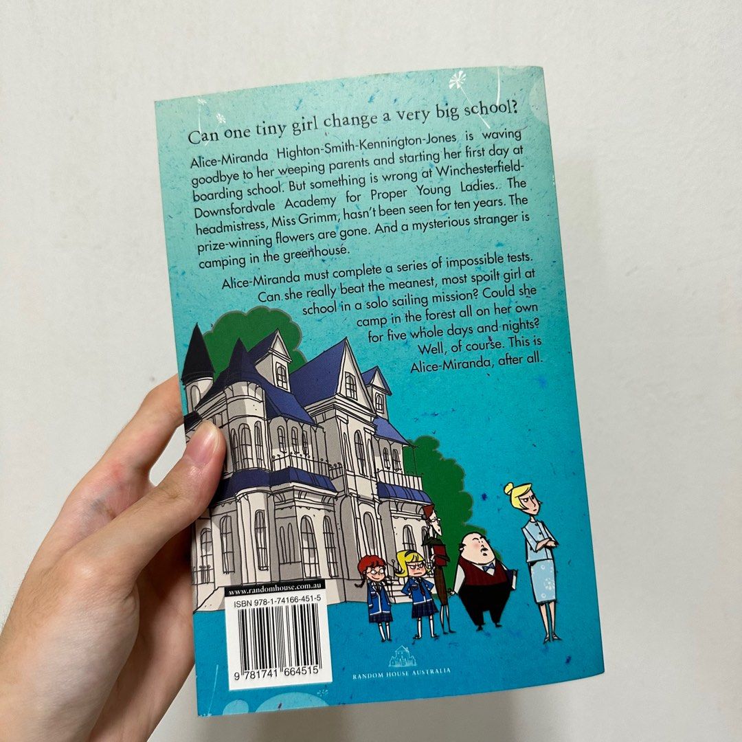 alice miranda at school / in paris by jacqueline harvey, Hobbies & Toys ...