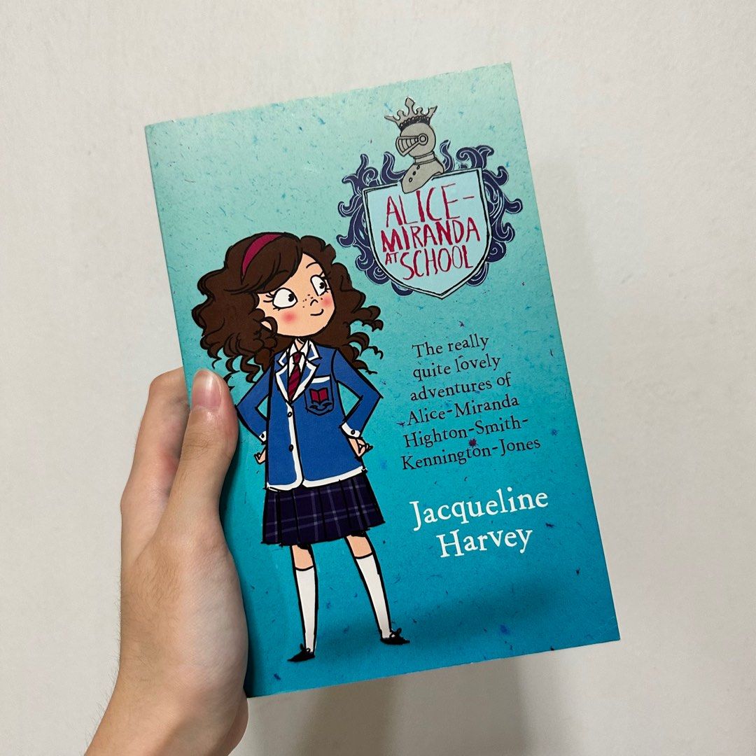 alice miranda at school / in paris by jacqueline harvey, Hobbies & Toys ...