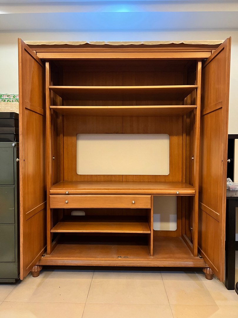 Armoire cabinet / computer table on Carousell