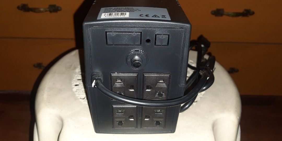 AWP AID650 Aide 390W-650VA with AVR Uninterruptible Power Supply (4 ...