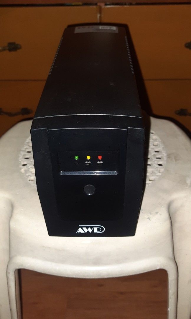 AWP AID650 Aide 390W-650VA with AVR Uninterruptible Power Supply (4 ...