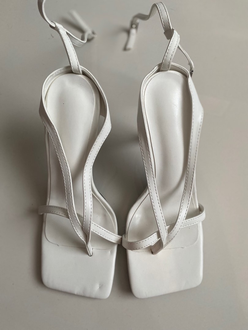 Bottega like white color heels on Carousell