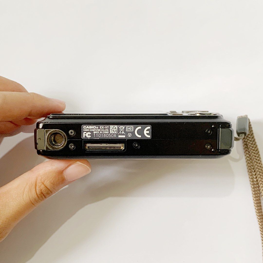 Casio Exilim Ex-v7 on Carousell