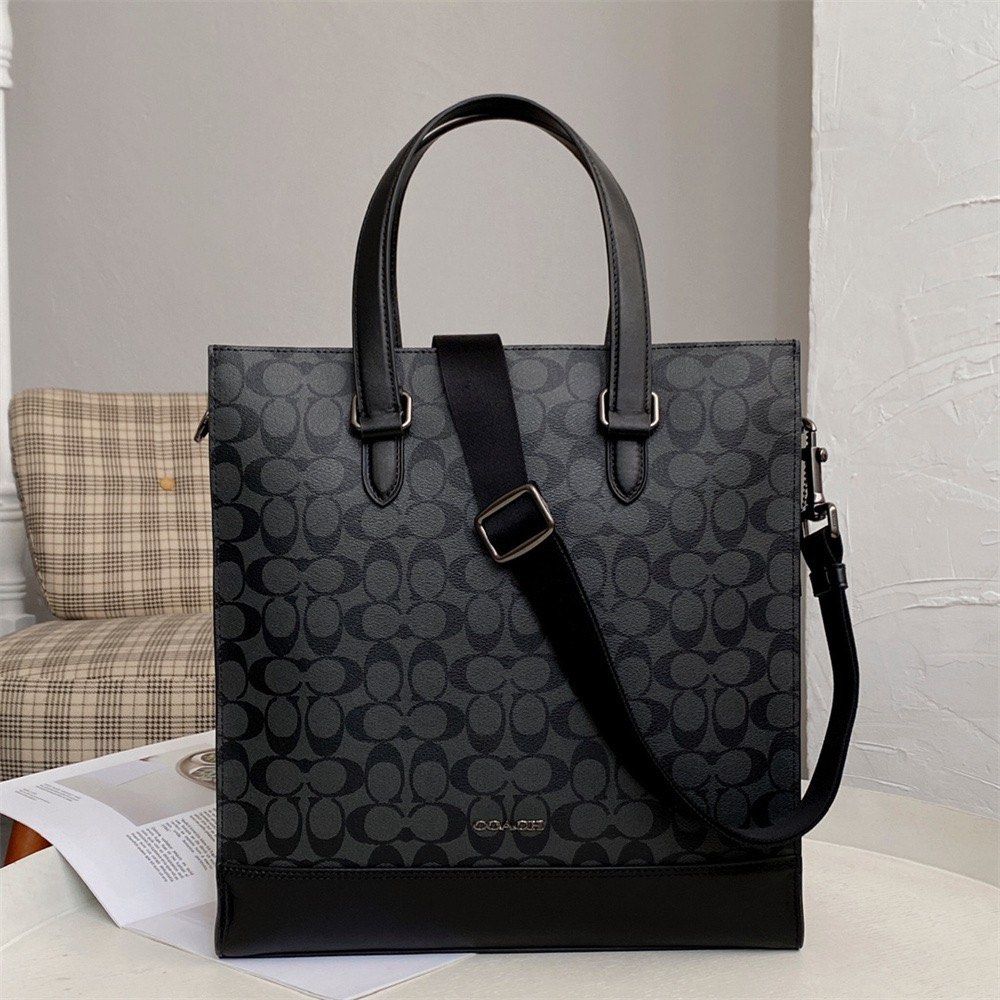 Coach Graham Structured Tote in Signature Canvas, Men's Fashion, Bags ...