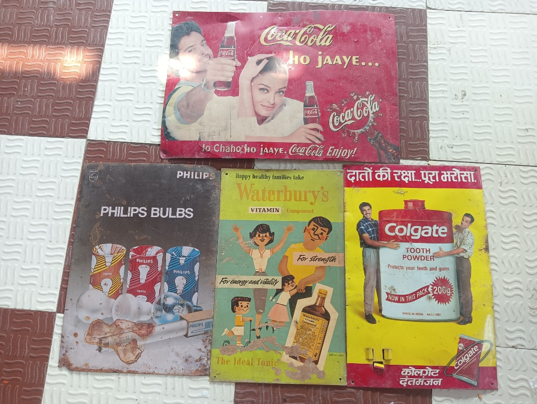 COCA COLA , COLGATE , PHILIPS & WATERBURY COMPOUND - Metallic ...