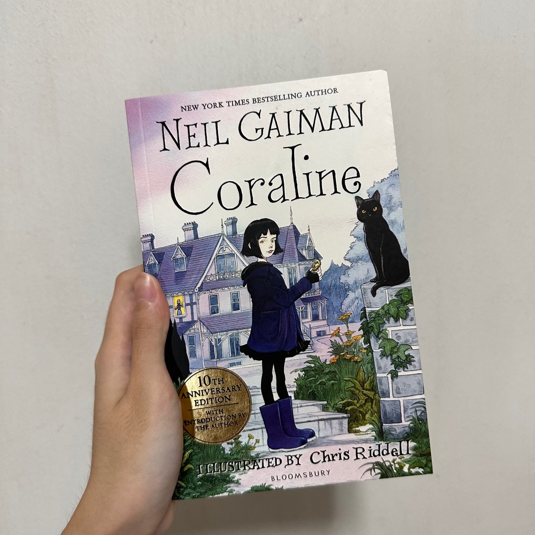 coraline by neil gaiman, Hobbies & Toys, Books & Magazines, Fiction ...