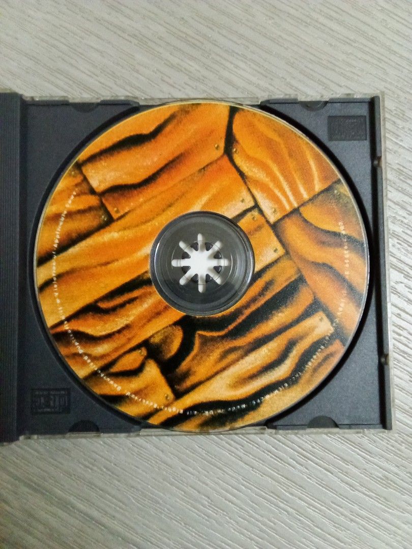 Crowded House cd, Hobbies & Toys, Music & Media, CDs & DVDs on Carousell