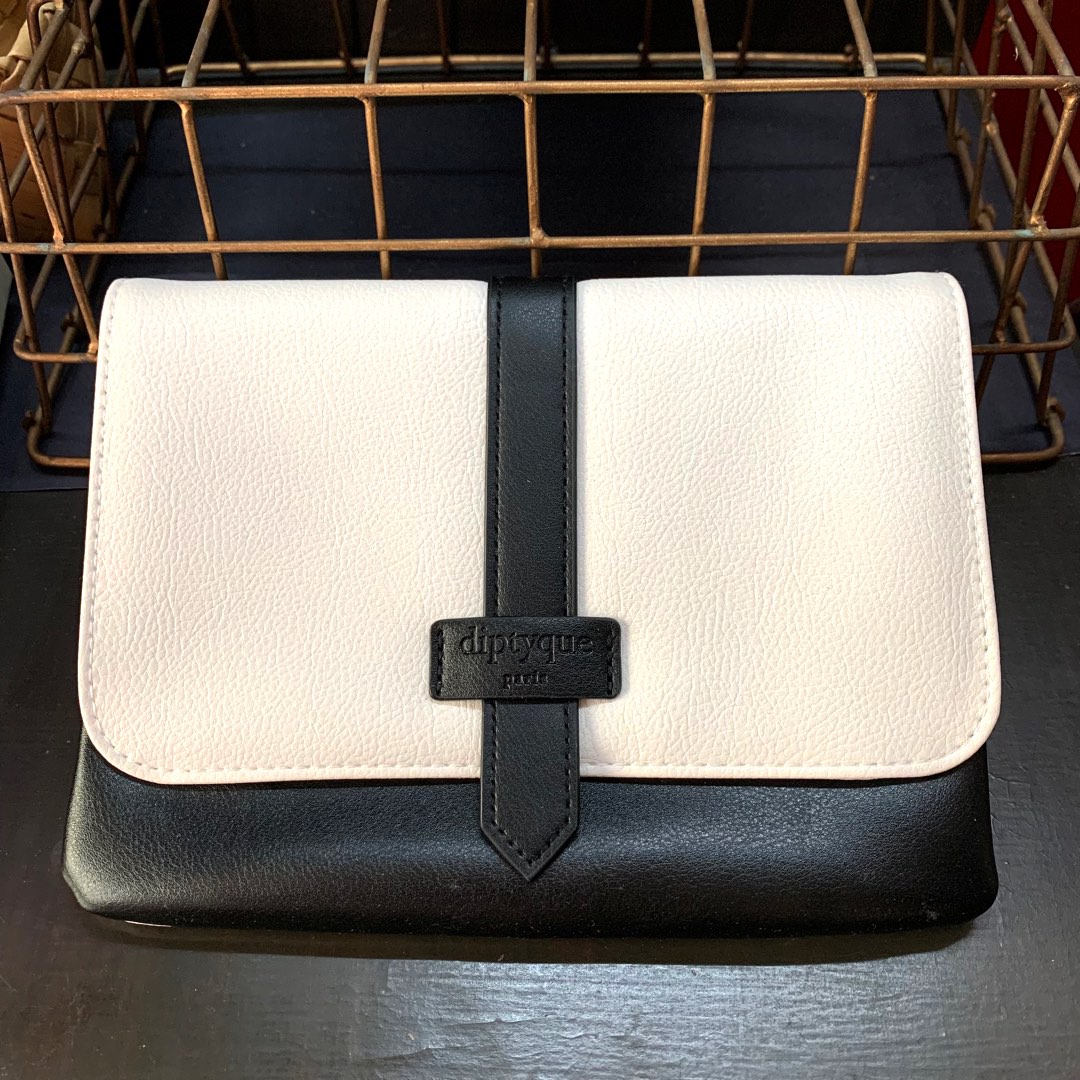 Diptyque White Zipper Pouch, Women's Fashion, Bags & Wallets, Purses ...