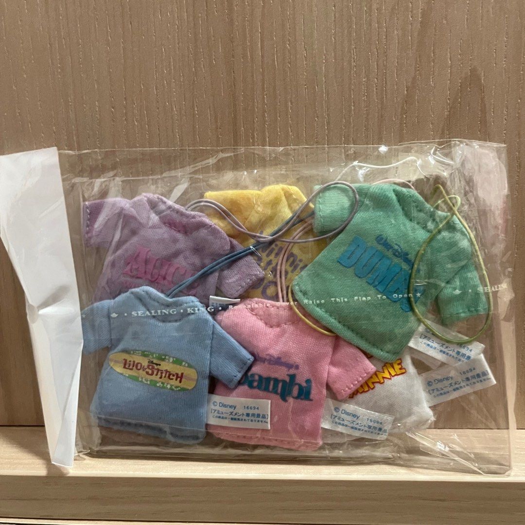 Disney Japan Yujin set of 6 Tshirt Keychain (Dumbo, Winnie the Pooh ...