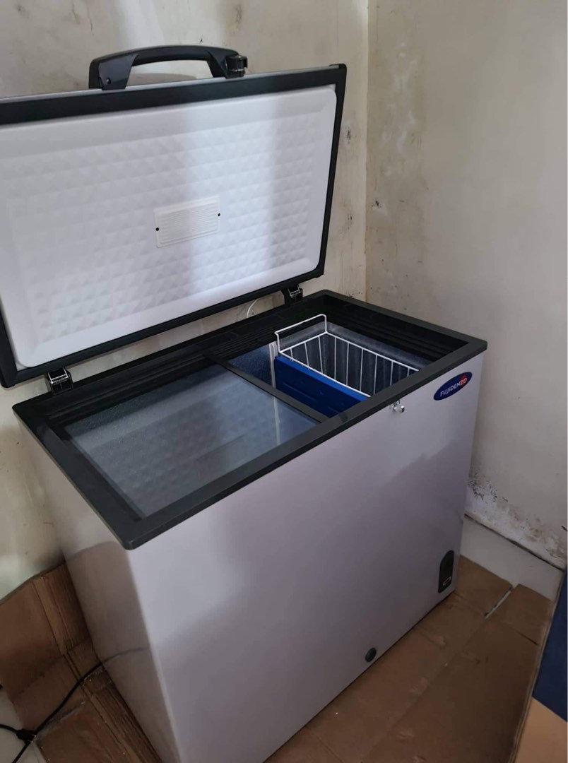FUJIDENZO BROWN OUT BUSTER CHEST FREEZER on Carousell