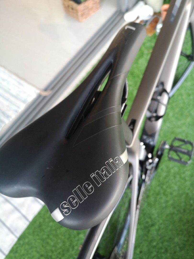 Full carbon road bike pardus spark, Sports Equipment, Bicycles & Parts ...