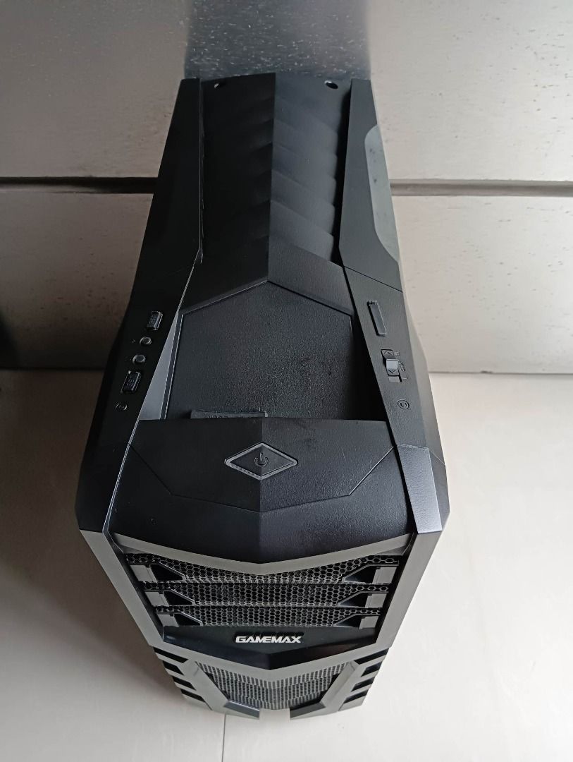 Gamemax G530 Gaming Case Black with 120mm fan, Computers & Tech, Desktops on Carousell