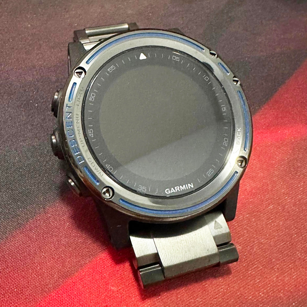 GARMIN MK1 Descent Titanium, Sports Equipment, Sports & Games, Water ...