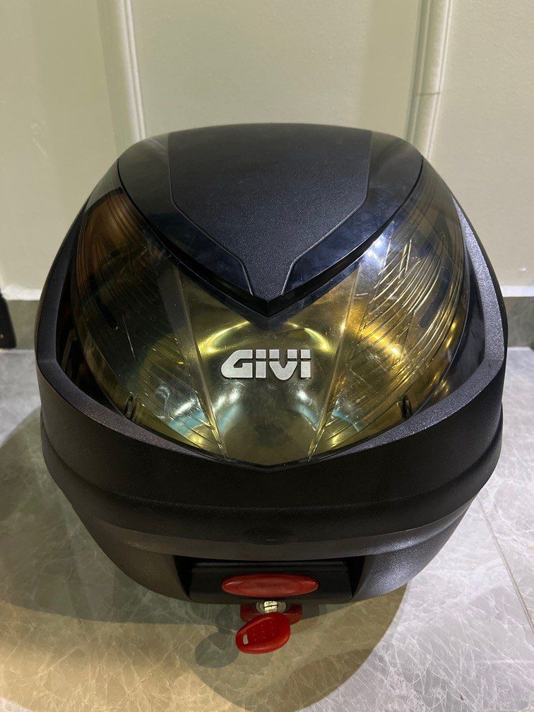 Givi Small Top Box, Motorcycles, Motorcycle Accessories on Carousell
