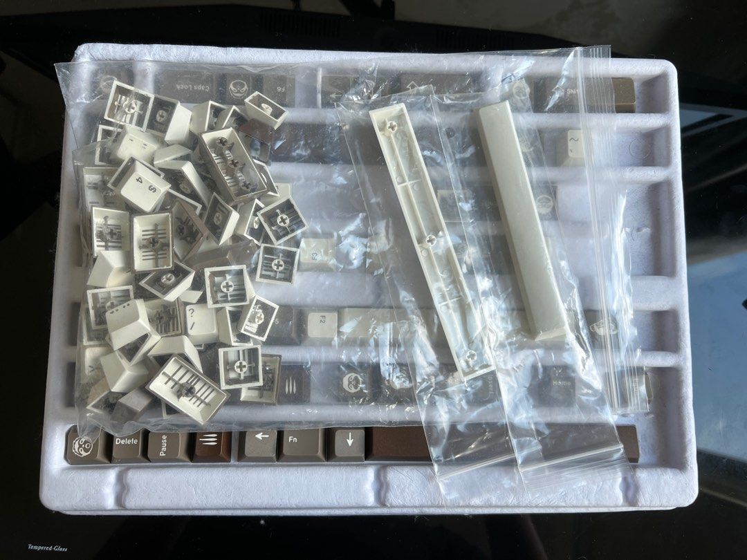 GMK Sloth keycaps (base kit and novelties), Computers & Tech, Parts ...