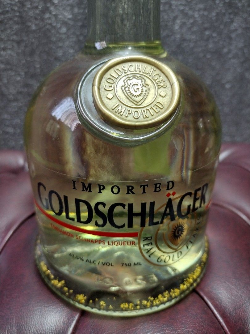 GOLD SCHLAGER with REAL GOLD FLAKES BEVERAGE Imported from U.S ...