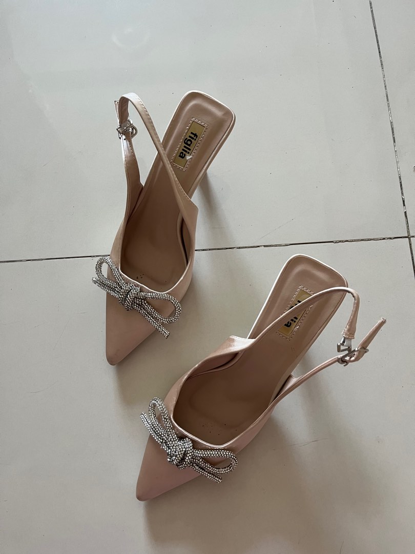 Graduation heels / heels / wedding heels, Women's Fashion, Footwear ...