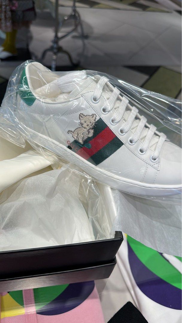 Gucci ace sneakers - pig and kitten embroidered, Luxury, Sneakers ...