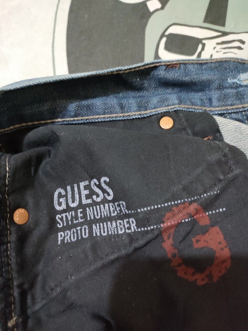 Guess button ply jeans on Carousell