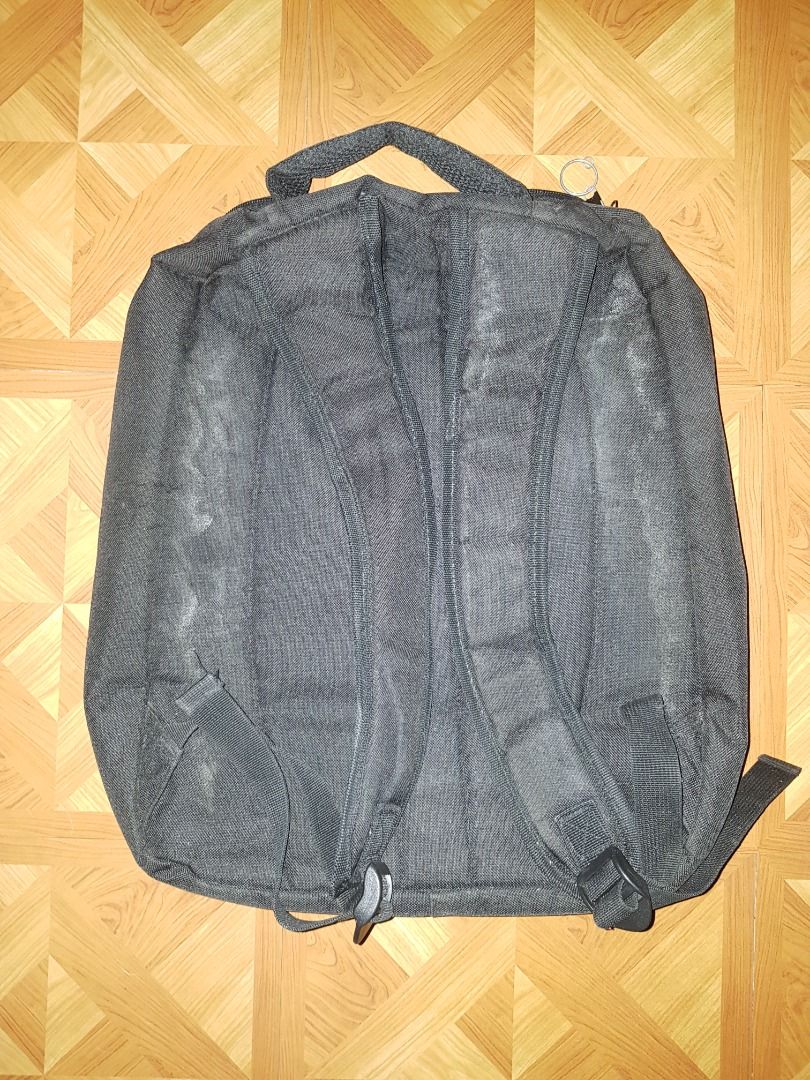 Hangten, Backpack on Carousell