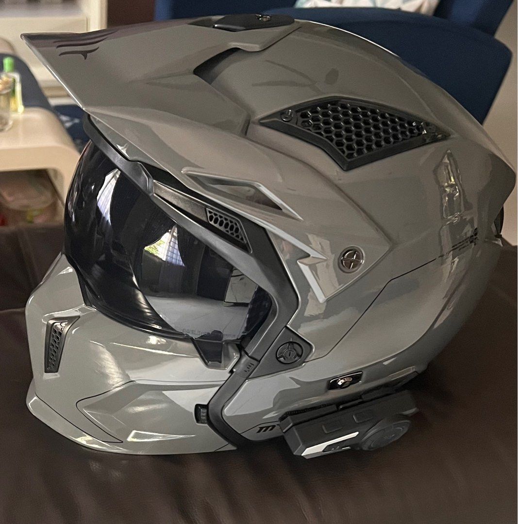 Helmet MT STREETFIGHTER XXL with Intercom, Motorcycles, Motorcycle ...