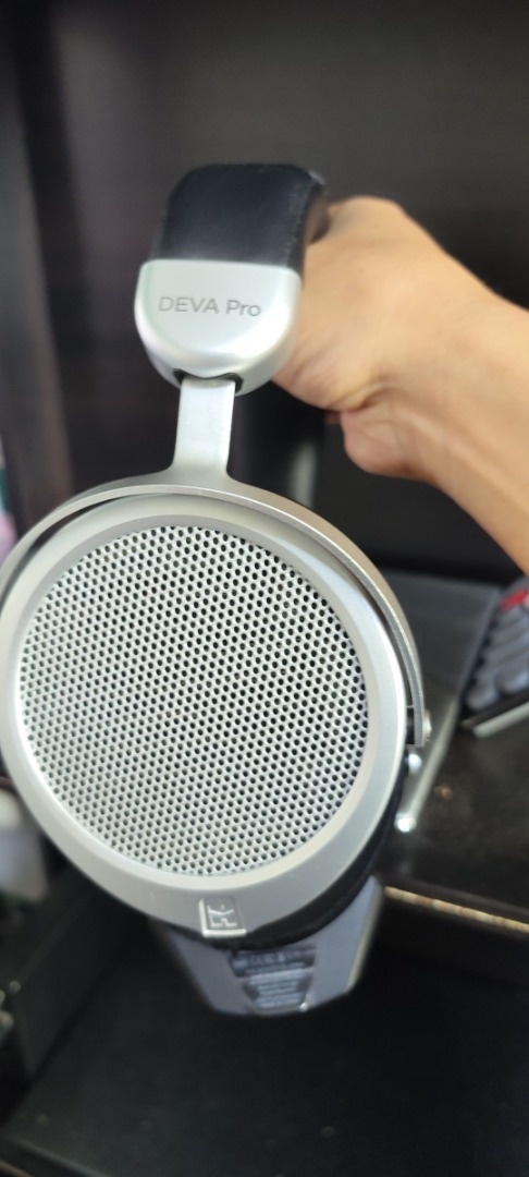 hifiman deva pro with R2R bluetooth, Audio, Headphones & Headsets on Carousell
