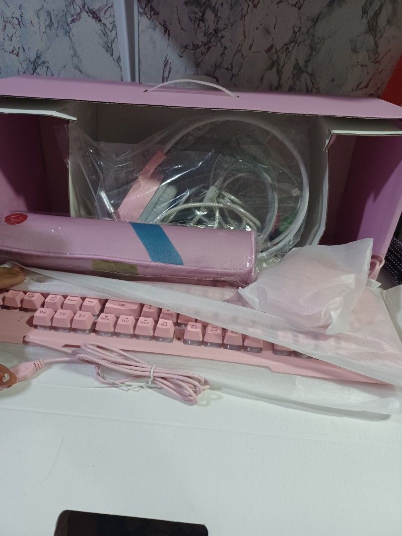 inplay 4in1 set rgb keyboard mouse with headset and desk mat, Computers ...