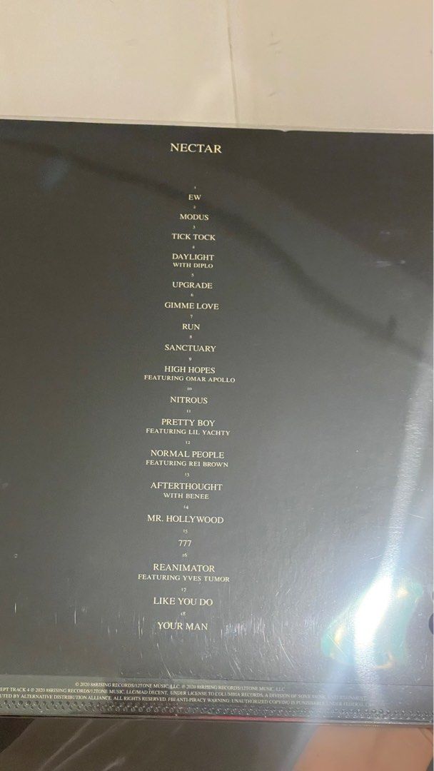 Joji nectar vinyl 黑膠 全新, 興趣及遊戲, 音樂、樂器 & 配件, 音樂與媒體 - 黑膠碟 - Carousell