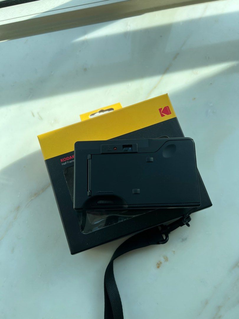 Kodak Ektar H35 half frame glum camera, Photography, Cameras on Carousell