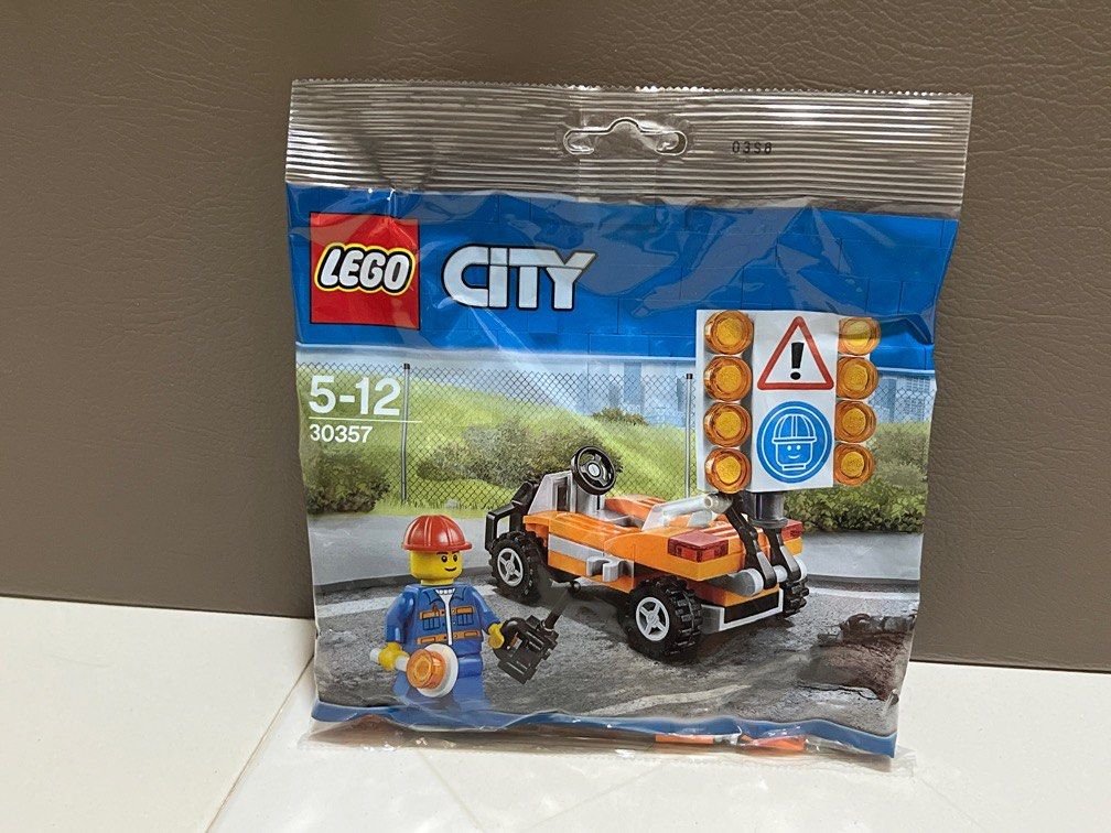 LEGO City 30357 - Road Worker, Hobbies & Toys, Toys & Games on Carousell
