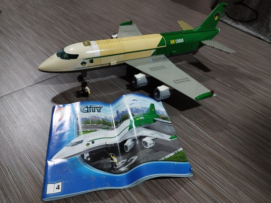 Lego city 60022 airport set, Hobbies & Toys, Toys & Games on Carousell