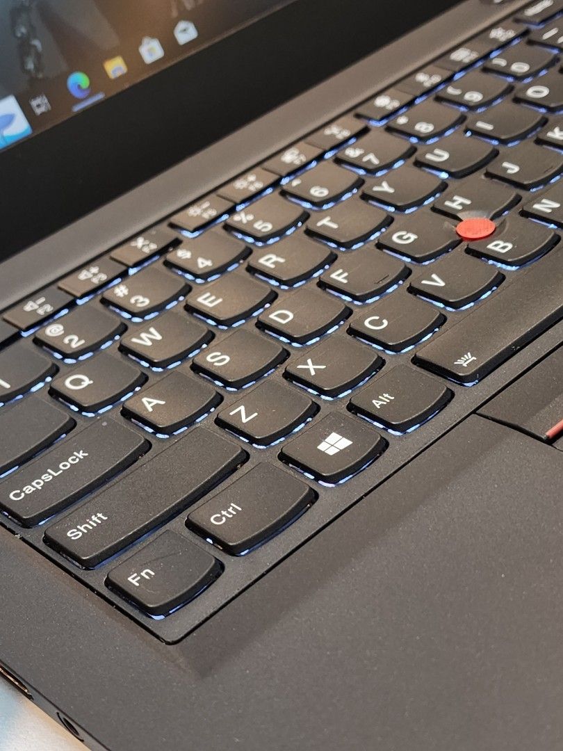 LENOVO ThinkPad X390 Core i5 8th Gen 8gb Ram 256GB SSD FULL HD 1080 13. ...