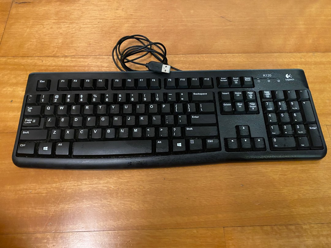 Logitech Computer Keyboard Computers And Tech Parts And Accessories Computer Keyboard On Carousell