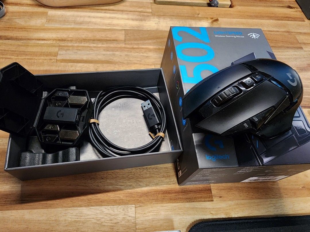 Logitech G502 Lightspeed with extra mouse feet, Computers & Tech, Parts ...
