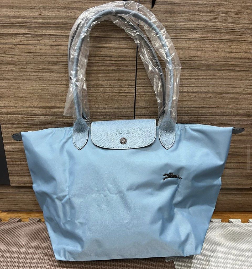 Longchamp Large Long Handle on Carousell