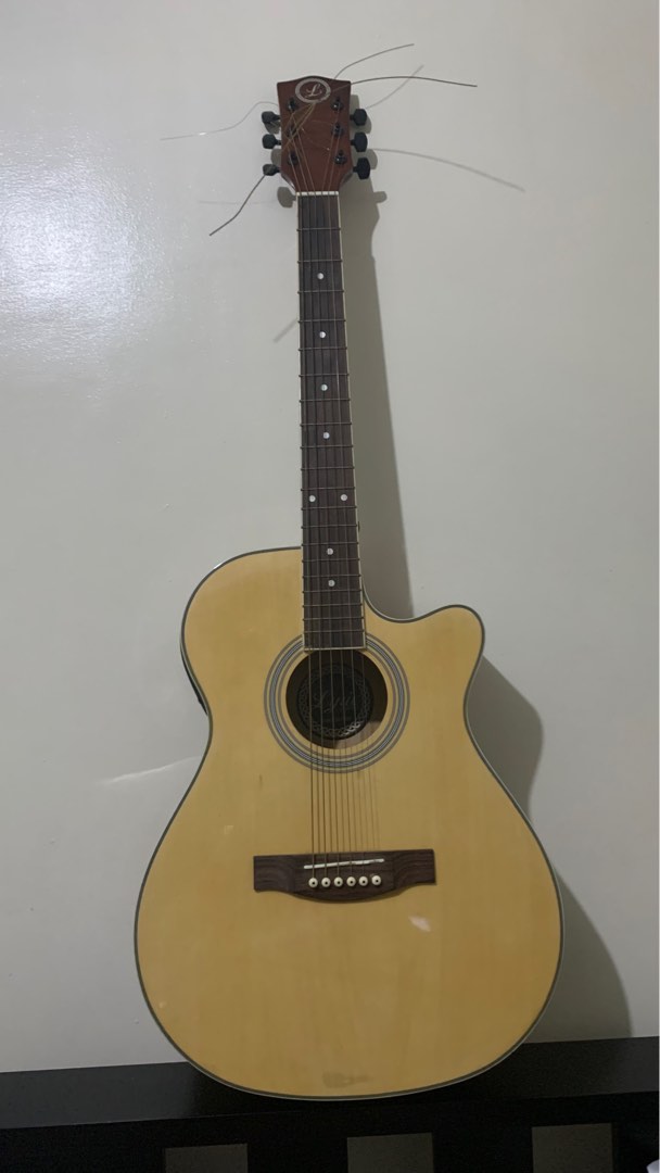 Lyric Acoustic Guitar, Hobbies & Toys, Music & Media, Musical ...