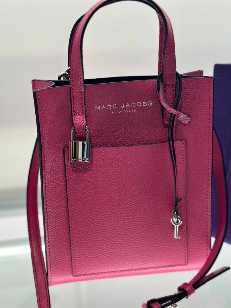 Marc Jacobs Micro Grind in Cactus Flower, Luxury, Bags & Wallets on ...