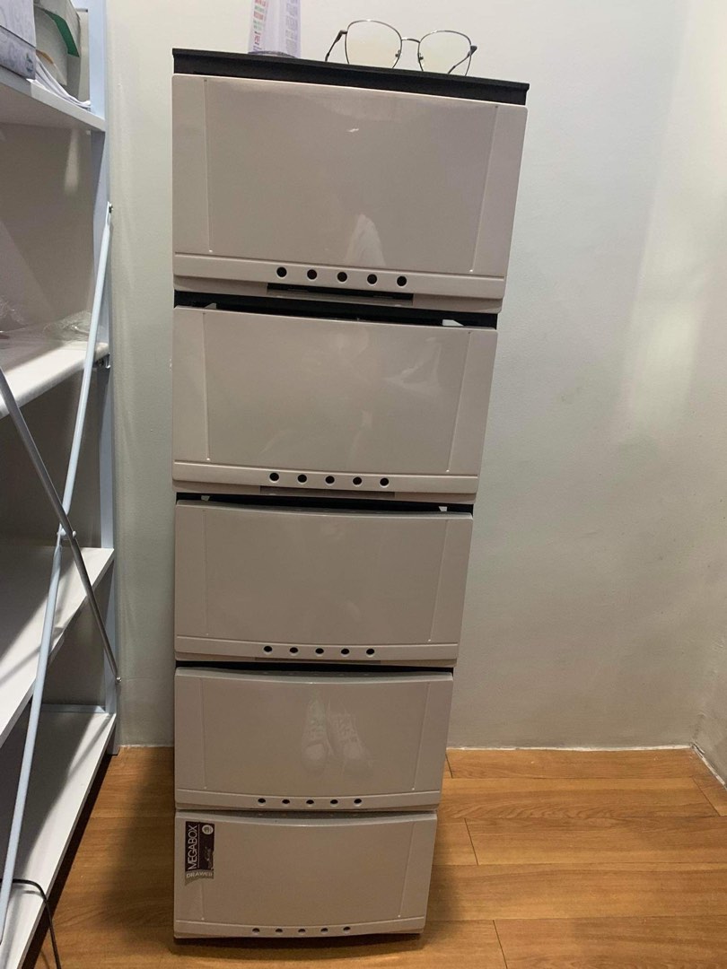 megabox 5 layer drawer - beige on Carousell