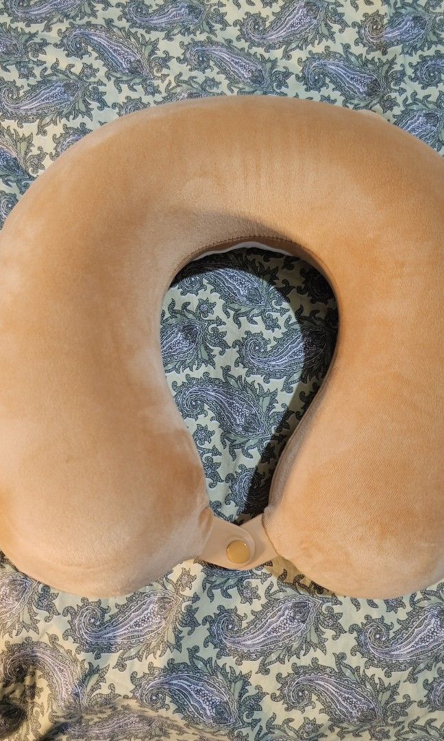 Miniso Shiba Inu Neck Pillow, Furniture & Home Living, Bedding & Towels ...