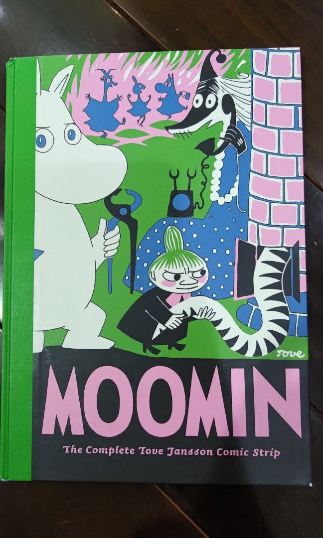 Moomin,The Complete Tove Jansson Comic Strip, 書籍、休閒與玩具, 書本及雜誌, 漫畫在旋轉拍賣