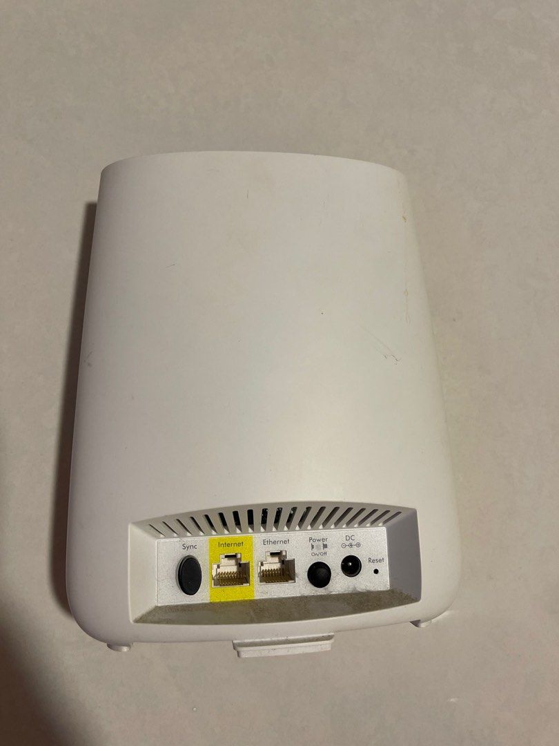 NETGEAR Orbi WiFi Router RBR20 main and satellite, Computers & Tech ...