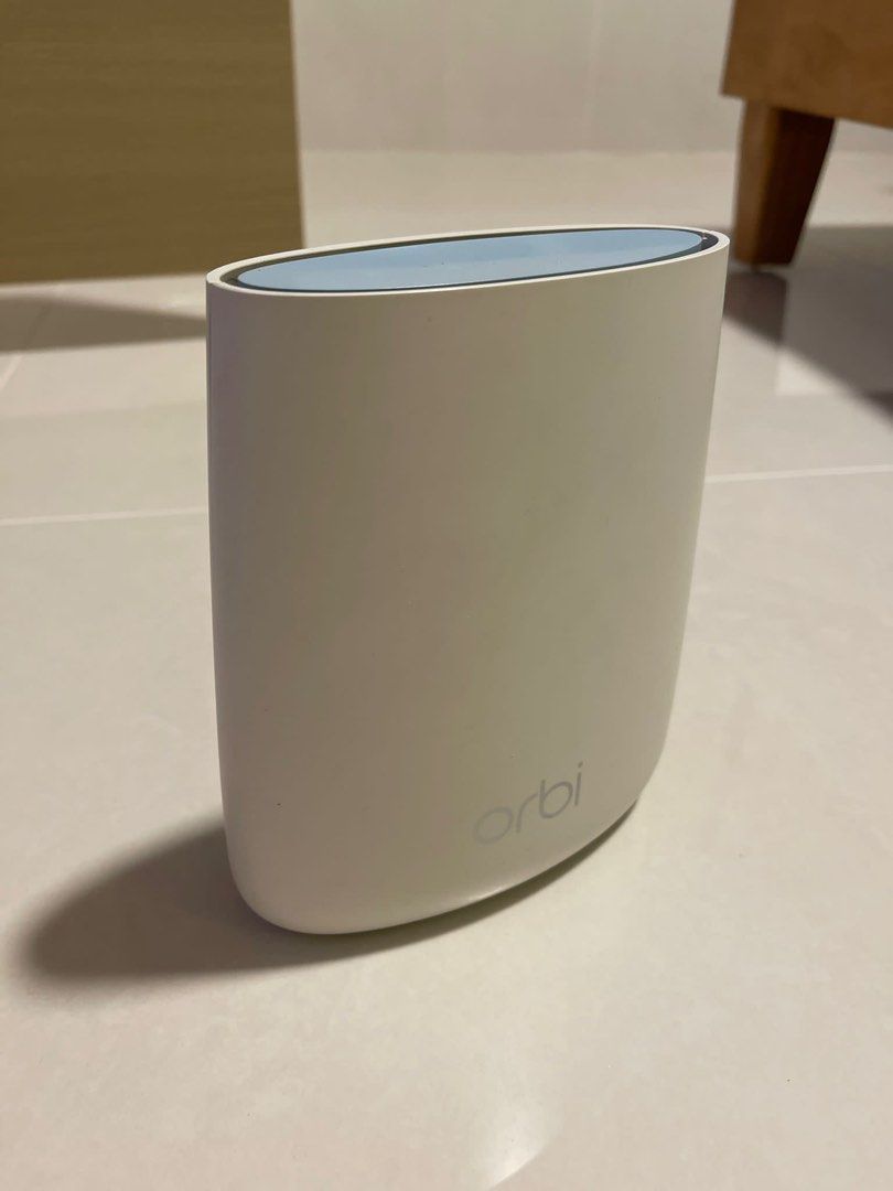 NETGEAR Orbi WiFi Router RBR20 main and satellite, Computers & Tech ...