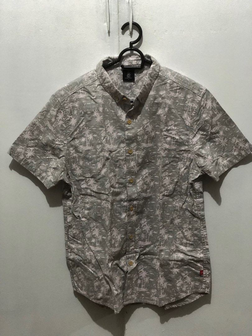 Oxygen Light Pink Gray AOP Buttondown, Men's Fashion, Tops & Sets ...